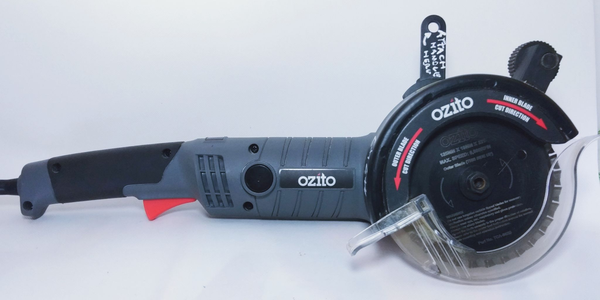 Brisbane Tool Library: Dual Blade Circular Cutter: OZITO 125mm (747)